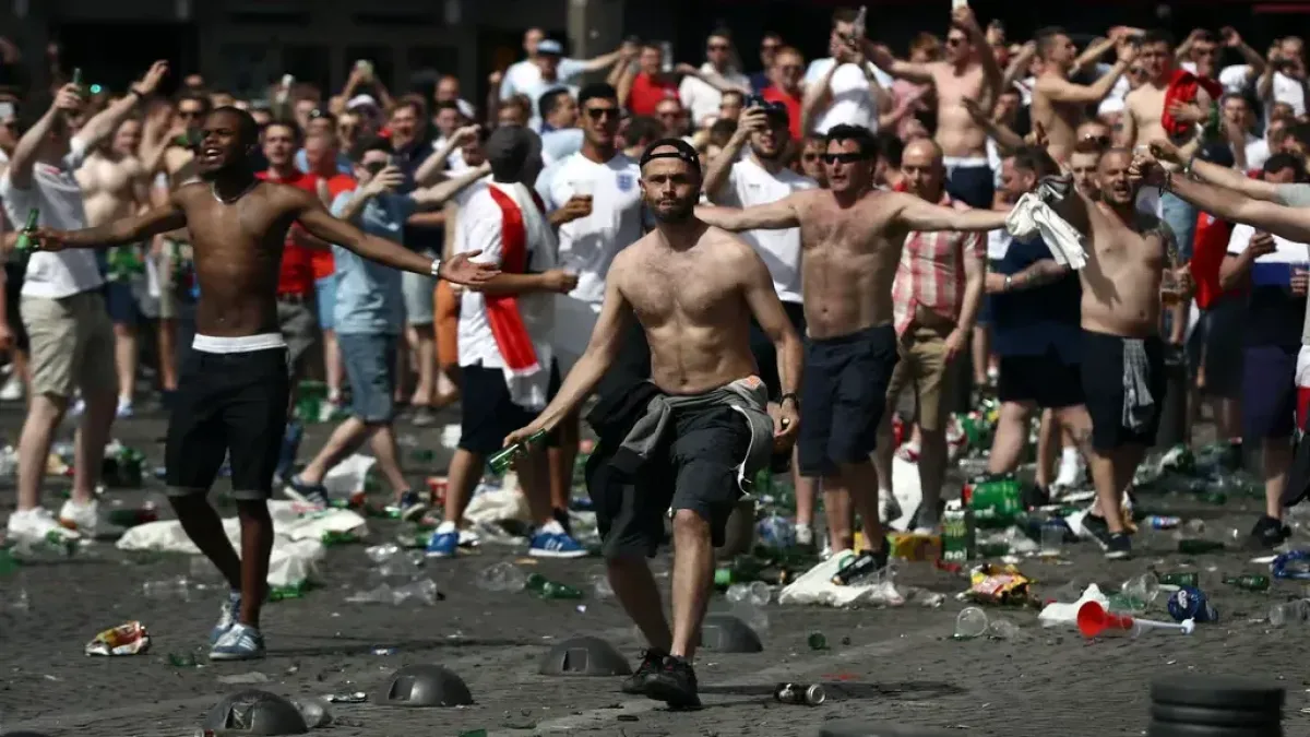 ที่มา Hooligan แฟนบอลที่ถือคติ บอลจบแต่คนไม่จบ