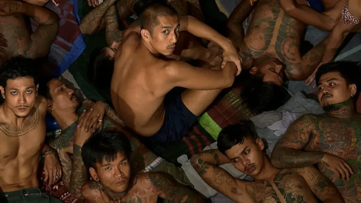 วัยหนุ่ม 2544: ทำไมหนังเรื่องนี้ถึงสะท้อนชีวิตวัยรุ่นยุค 90s ได้ตรงใจคนทุกยุค!"