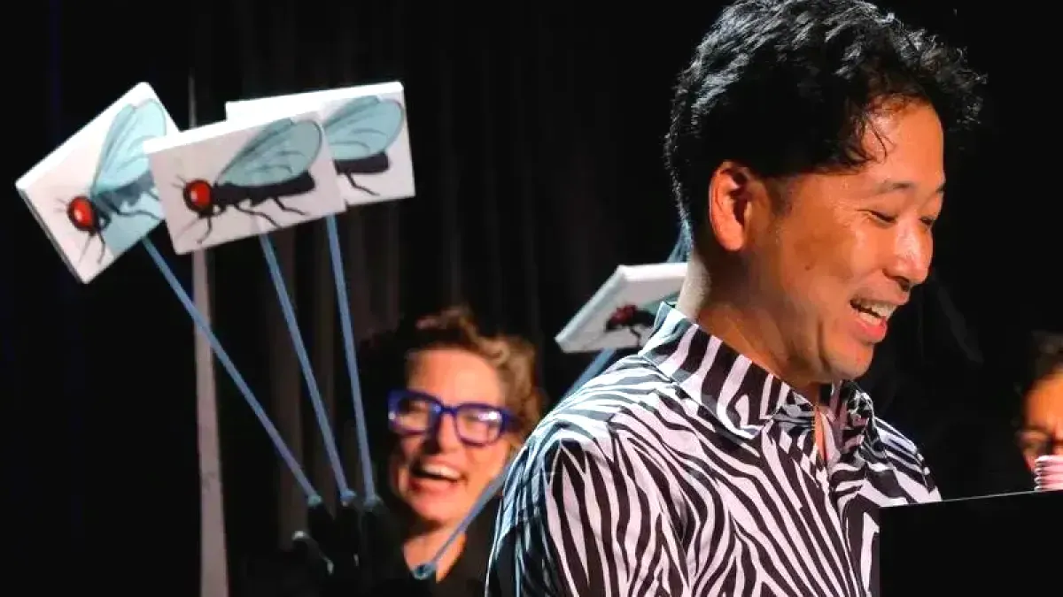 วัวลายม้าลาย นวัตกรรมสุดฮาที่ช่วยลดแมลงดูดเลือดและลดการใช้ยาฆ่าแมลง