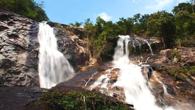 น้ำตกโตนงาช้าง