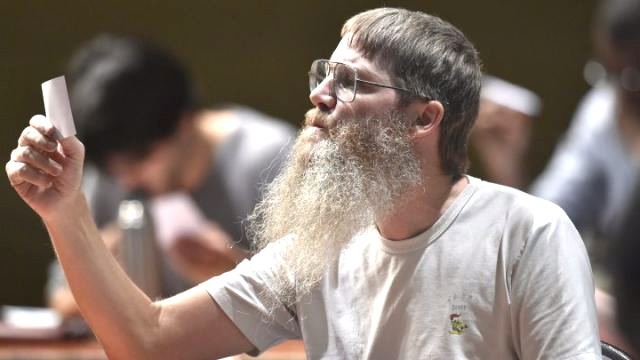 Nigel Richards แชมป์โลกสแคร็บเบิลภาษาฝรั่งเศส ผู้ซึ่งไม่รู้ภาษาฝรั่งเศส ...