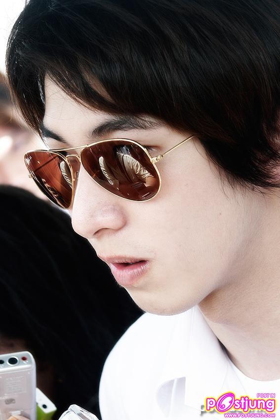 TONO งานบวงสรวงละครเวทีหงษ์เหนือมังกร