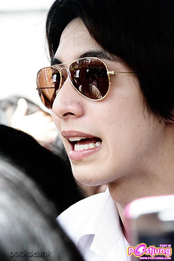 TONO งานบวงสรวงละครเวทีหงษ์เหนือมังกร