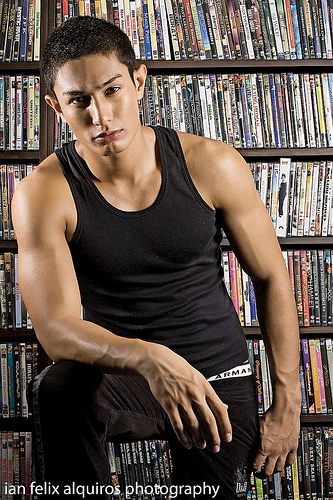 HOT GUY WEDNESDAY FILIPINO-IRANIAN HUNK FARZAM NASIRIAN!