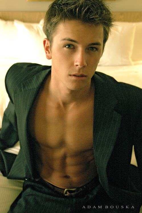 Tyler T หนุ่มน้อยแต่ไม่เล็ก