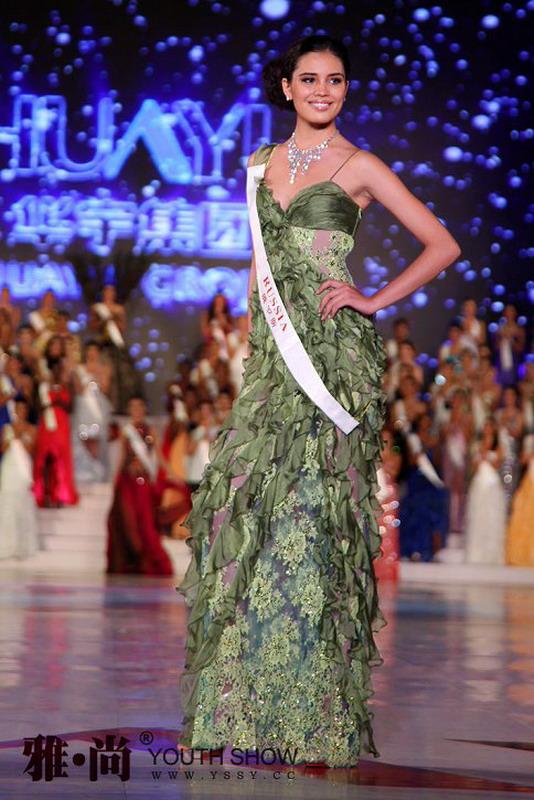 ชุดราตรีของประเทศอื่นๆ วันประกวด TOP MODEL และ Miss World Designer ...