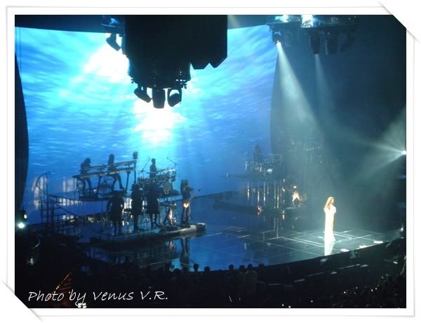 *NEW* I am world tour