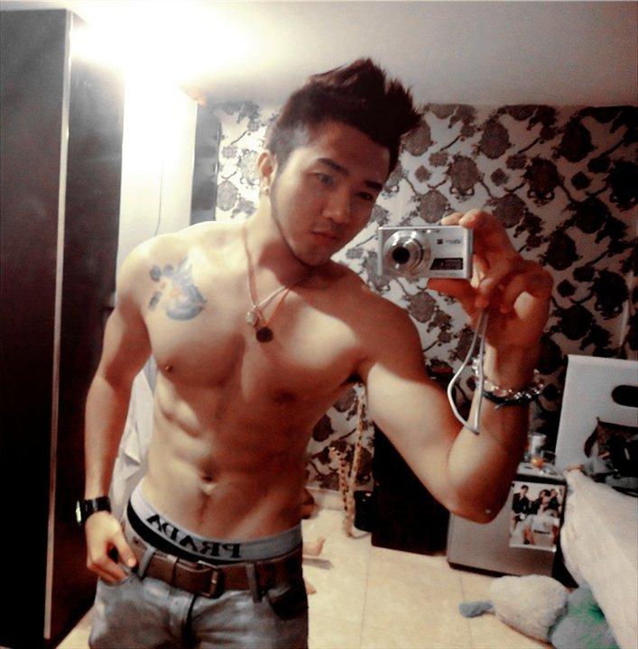 หนุ่มตี๋หล่อเข้ม - Andy Duong
