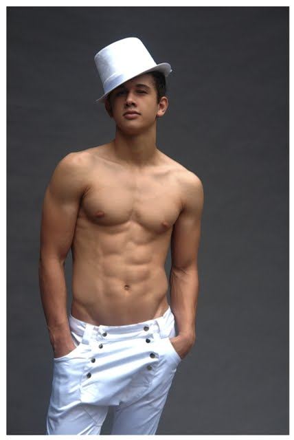 Sexy Male Model - Elvis Fernando