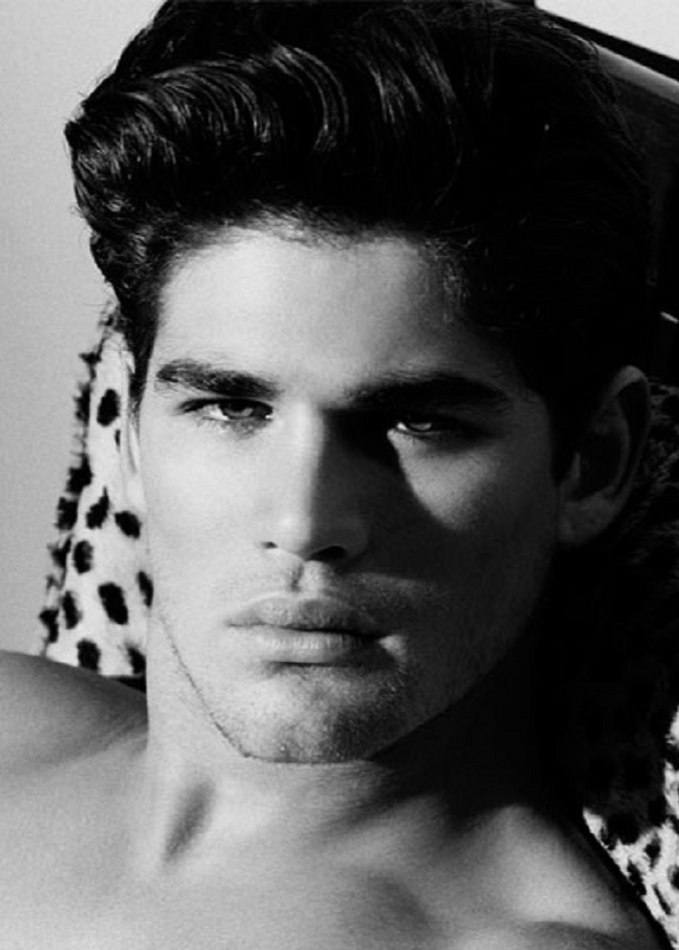 Sexy Male Model Ryan Bertroche