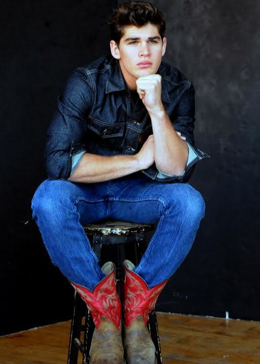 Sexy Male Model Ryan Bertroche