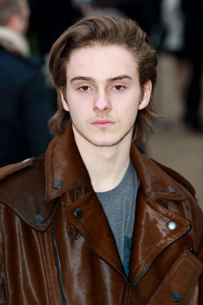 Alex Watson น้องชายสุดหล่อๆของ Emma Watson