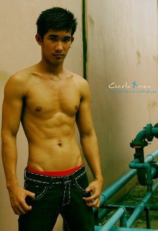 Cliff George ตี๋ซ่า ไต้หวัน By Chay-ake