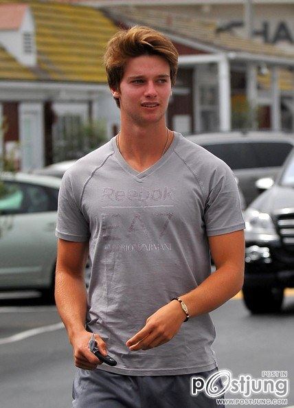 SOHOT MEN'S "Patrick Schwarzenegger" 2/2