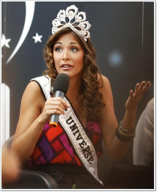 ภาพลับ! ดายาน่าMU2008 วีนแตก!! ฉันไม่เอามงกุฏอันนี้