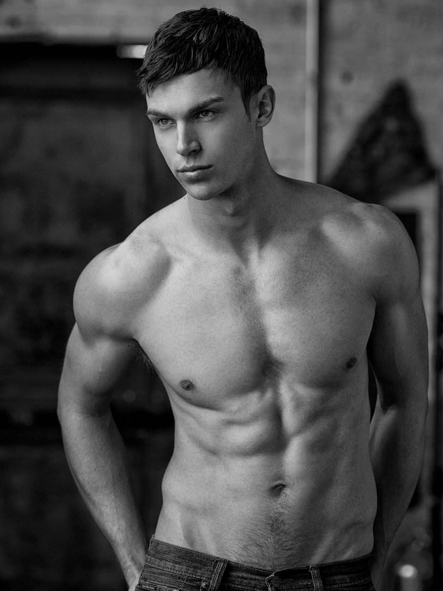 หล่อแบบว่าเนียนดีMATTHEW PAETZ