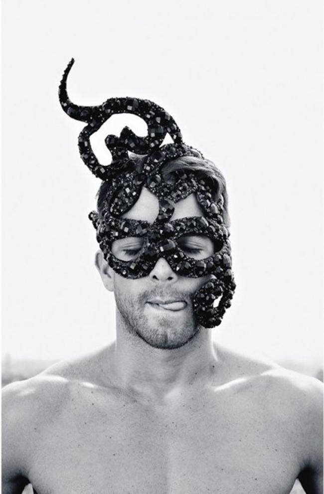 LUI MAGAZINE: ERASMO VIANA IN "CUSTODY" BY PHOTOGRAPHER CESAR DUTRA