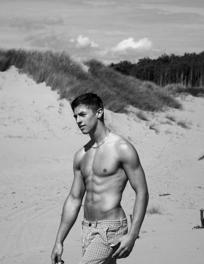 PIN-UP BOYS: STEVEN BECKETT BY PHOTOGRAPHER IAN COLE