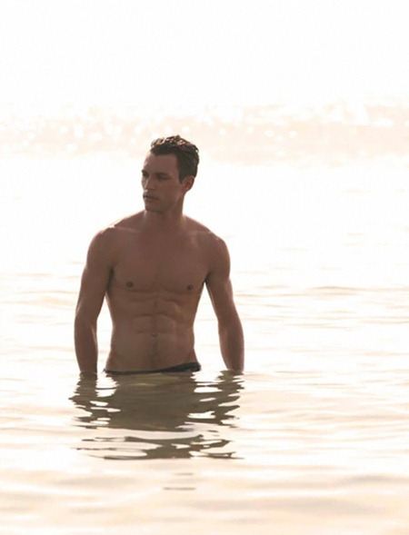 ANTIVIRUS MAGAZINE: SUN WALK BY PHOTOGRAPHERS LUCAS FERRIER & PS