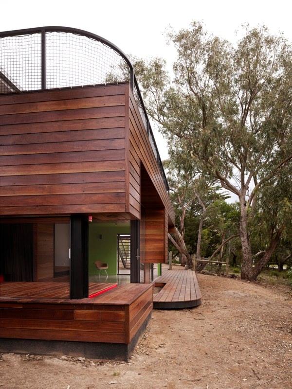 Beach House Architecture Celebrates the Australian Beach Shacks