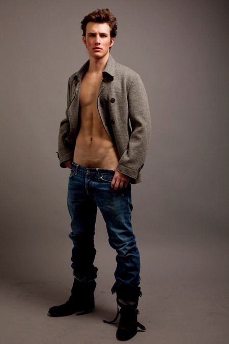 AGENCY: THOMAS WITH ORB MODELS BY PHOTOGRAPHER JIN WANG