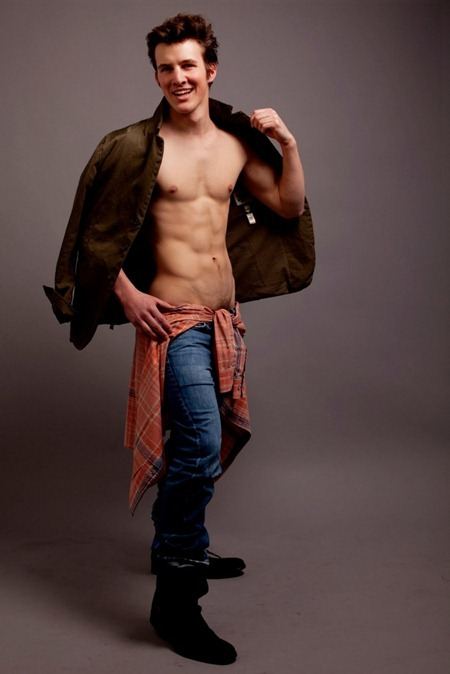 AGENCY: THOMAS WITH ORB MODELS BY PHOTOGRAPHER JIN WANG