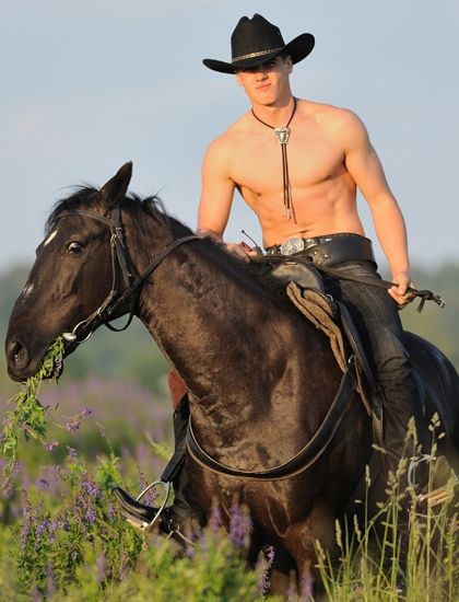 Svetlana Petrova : Real Men Ride Real Horses : HQ images