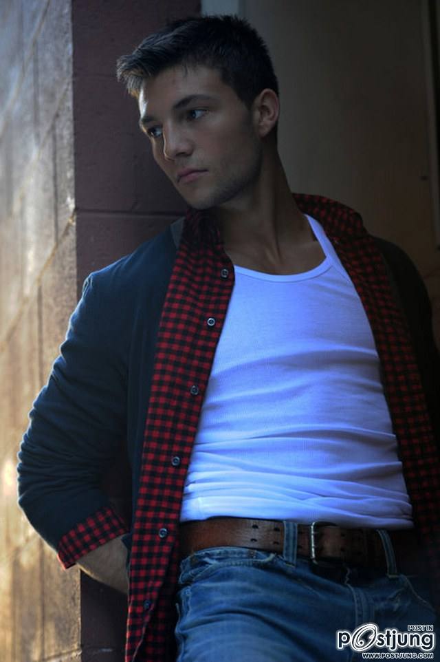 Random Model: Justin