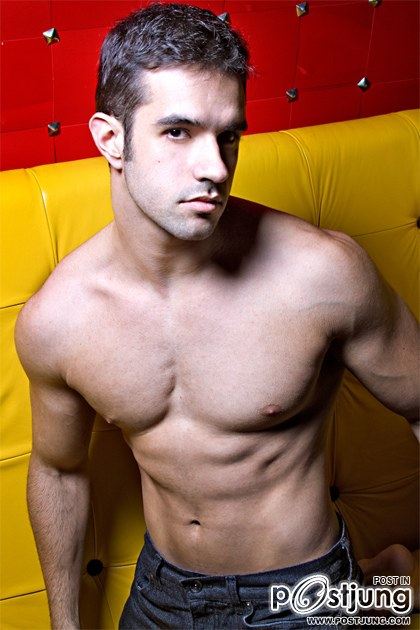 Ronaldo Gutierrez for Revista Junior : Part II : HQ images