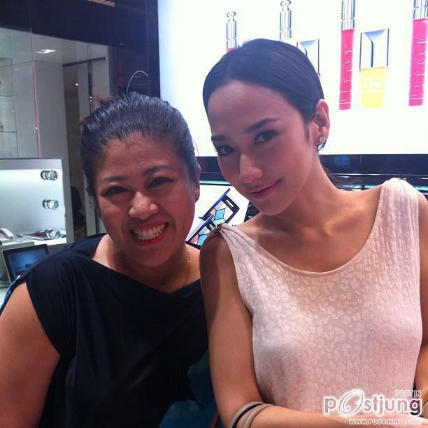 Aum Patchrapa @ Instagram Update,,,,,