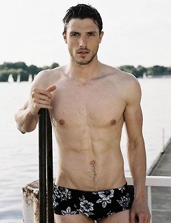 Shirtless Ryan Bowden