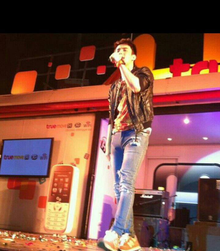 ธันวา สุริยจักร งานทรูมูฟ จังหวัดอุตรดิตถ์ 10/03/56