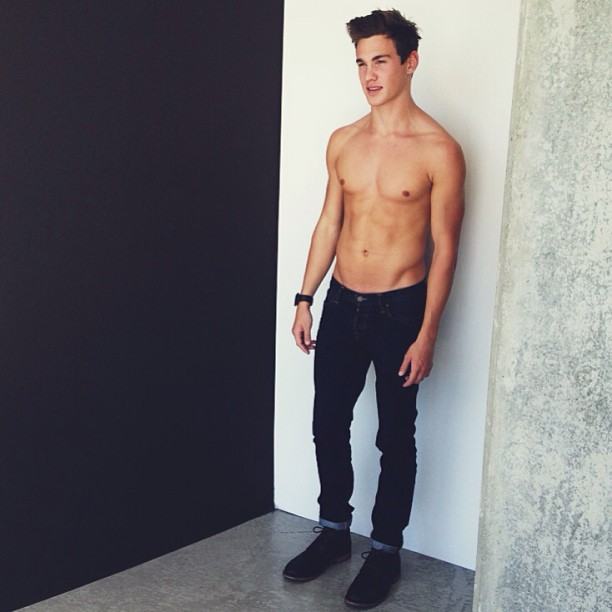 All American Guys (facebook) แซ่บทุกคน รูปจาก IG