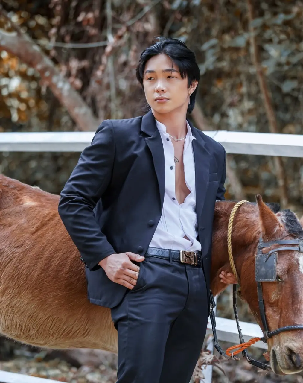 Cool and cute guy : Rhenz Win