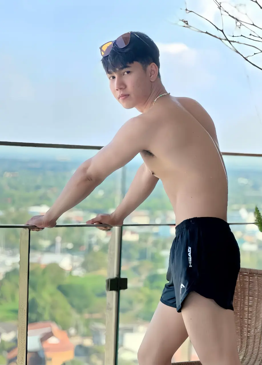 Cool and cute guy : อาร์ม โคโดโมะ (Arm mayer)