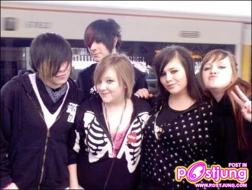 วันนี มาดูเหล่า Emo gang กันมังดีกว่า