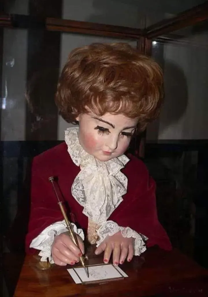 รู้หรือไม่? หุ่นยนต์ตัวแรกของโลกถือกำเนิดขึ้นตั้งแต่ปี 1774!