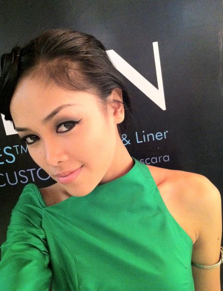 Tot Lina สาวผิวคล้ำ สวย แรง หมั้นใจ