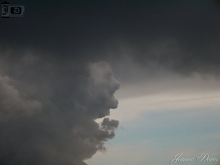 Amazing Clouds ศิลปะจากก้อนเมฆ